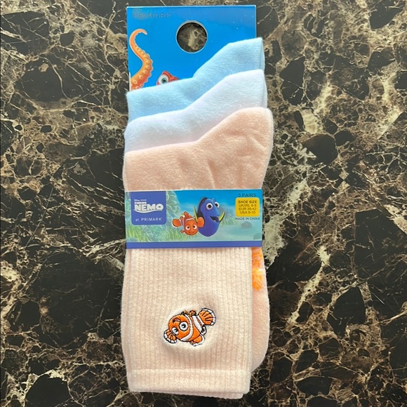 Disney | Accessories | Disney Finding Nemo Pastel Socks Set Brand New ...